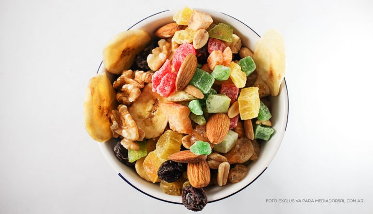 Mix tropical de frutos secos La mezcla perfecta Rica y Saludable